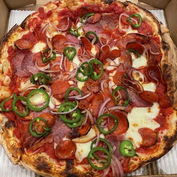 VICTORIAS PIZZERIA - Updated December 2025 - 110 Photos & 58 Reviews ...