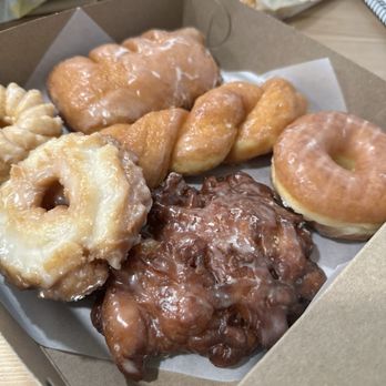 WESTERNCO DONUT - Updated December 2025 - 97 Photos & 179 Reviews ...