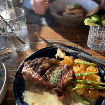 FINCH - Updated October 2024 - 1017 Photos & 776 Reviews - 32395 ...