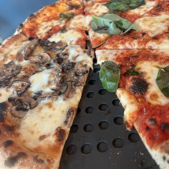 PIZZANA - MARINA DEL REY - Updated July 2025 - 196 Photos & 146 Reviews ...