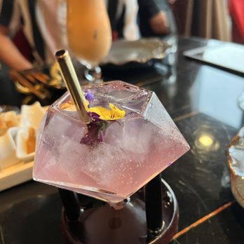 MAKIIN - Updated July 2024 - 657 Photos & 145 Reviews - 2651 Kipling St ...