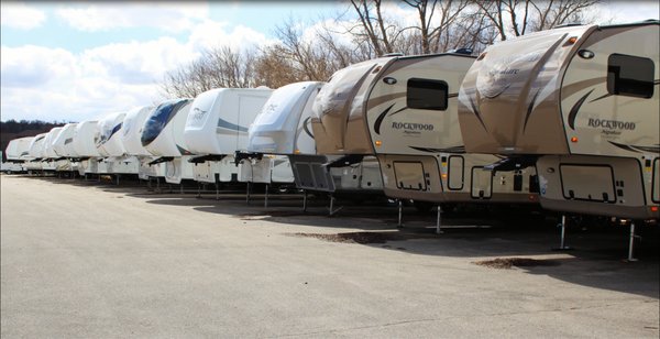 UNIVERSAL MARINE & RV - Updated January 2026 - 10 Photos - 2850 Hwy 14 ...