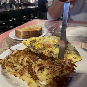 THE SANDBOX RESTAURANT & BAR - Updated December 2024 - 3147 Bluestem Dr ...