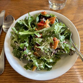 LEOGRETA - Updated October 2025 - 585 Photos & 307 Reviews - 301 W Main ...