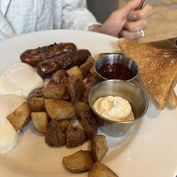 THE RIDLEY - Updated January 2026 - 176 Photos & 180 Reviews - 1106 W ...