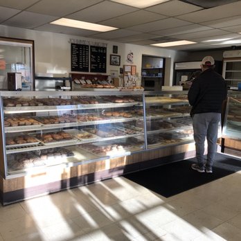 JOHNNIE’S BAKERY OF CANTON - Updated January 2026 - 13 Photos & 35 ...