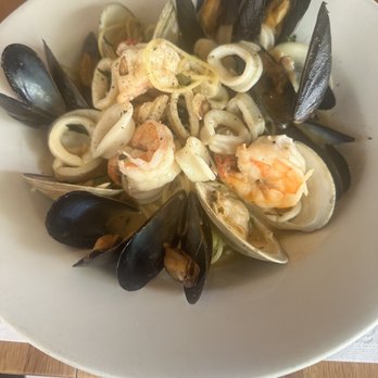 MABELLA - Updated May 2024 - 164 Photos & 202 Reviews - 169 Commack Rd ...