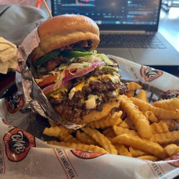 BUILD MY BURGERS - 278 Photos & 150 Reviews - 3402 Technological Ave ...