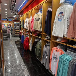 SHELLIS NEWS - Updated April 2025 - 22 Photos - S Terminal Pkwy ...