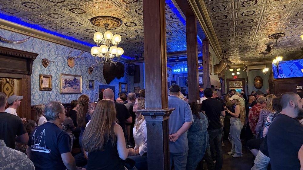 FOLSOM HOTEL - Updated October 2025 - 140 Photos & 179 Reviews - 703 ...