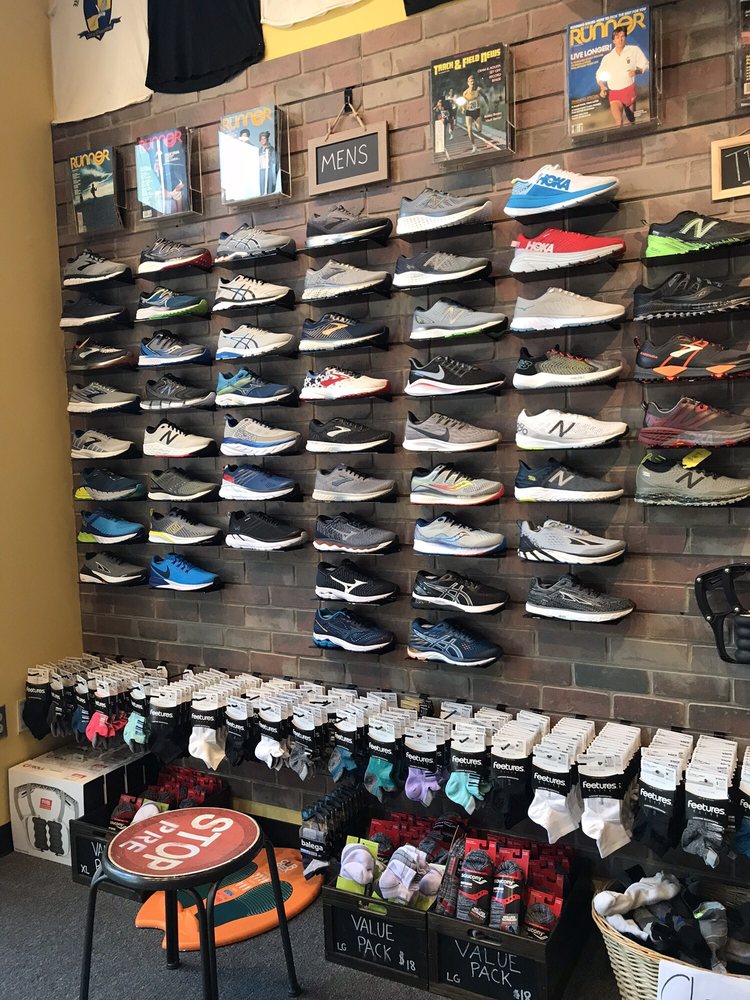 BRYN MAWR RUNNING COMPANY- WEST CHESTER - 11 Reviews - 24B S High St ...