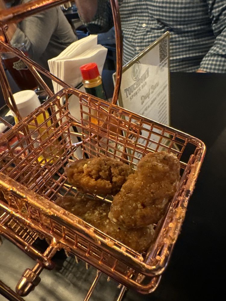 TOUCHDOWN SPORTS BAR - Updated December 2025 - 22 Photos & 21 Reviews ...