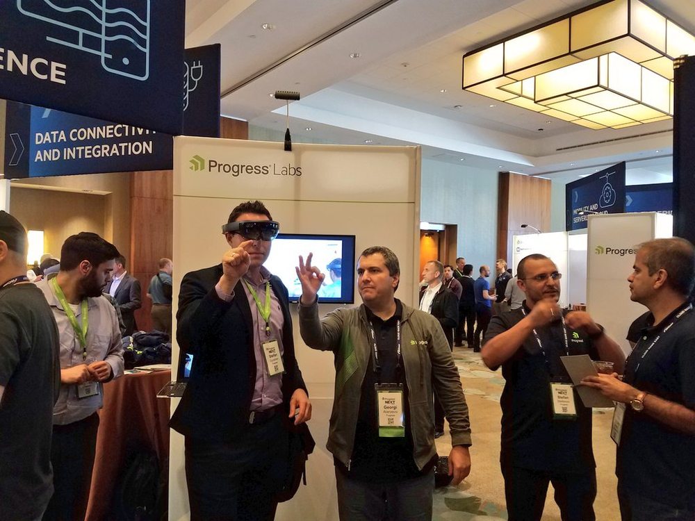 IDEC DISPLAYS - INTERNATIONAL DISPLAY & EXHIBIT - Updated March 2025 ...