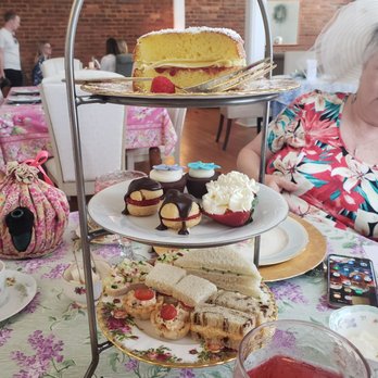 LAURA’S TEA ROOM - Updated January 2025 - 125 Photos & 51 Reviews - 105 ...