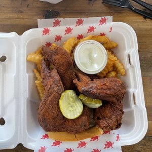 RICKY’S HOT CHICKEN - 697 Photos & 664 Reviews - 100 S Central Expy ...