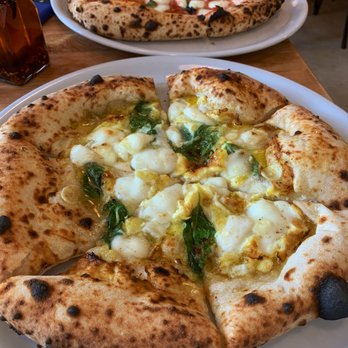 VERO PIZZA NAPOLETANA - 219 Photos & 275 Reviews - 12421 Cedar Rd ...