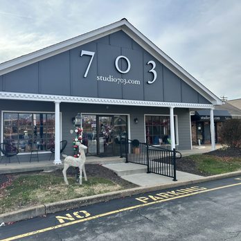 STUDIO 703 - Updated August 2025 - 72 Photos & 25 Reviews - 14276 ...
