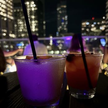 AIRE ROOFTOP BAR - Updated October 2025 - 138 Photos & 84 Reviews - 100 ...