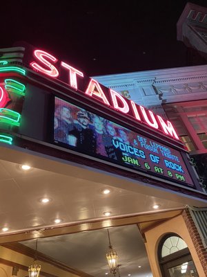 STADIUM THEATRE PERFORMING ARTS CENTER - 36 Photos & 41 Reviews - 28 ...