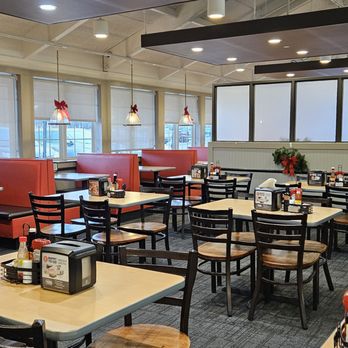 GOLDEN CORRAL BUFFET & GRILL - Updated January 2026 - 54 Photos & 59 ...