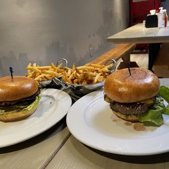 NATIVE BURGER - Updated July 2024 - 316 Photos & 332 Reviews - 3420 ...