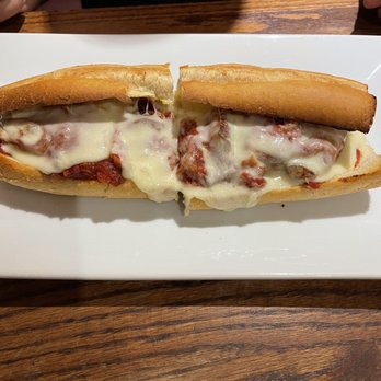 HOMETOWN PIZZA & RESTAURANT - Updated December 2025 - 42 Photos & 82 ...