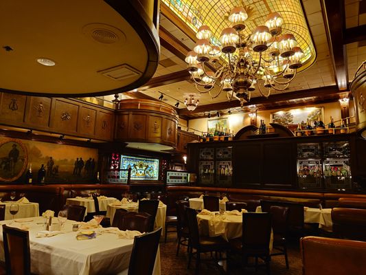 ROD’S STEAK AND SEAFOOD GRILLE - Updated January 2026 - 426 Photos ...