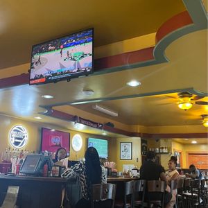 THE ORIGINAL J.R. CRICKETS IN MIDTOWN ATLANTA - 348 Photos & 401 ...