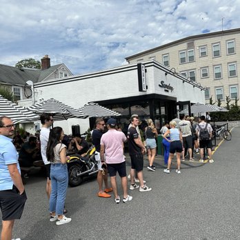 SUNDAY MOTOR CO CAFE - Updated July 2025 - 452 Photos & 196 Reviews ...