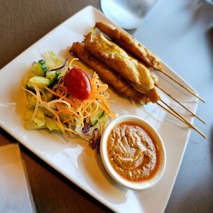 MAD MANGO CAFE - Updated April 2024 - 37 Photos & 77 Reviews - 551 ...