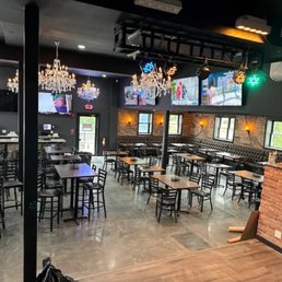 BULL SMITH’S TAVERN - Updated July 2025 - 37 Photos & 52 Reviews - 155 ...