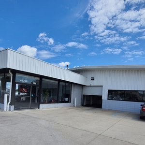 CLASSIC AUTO SHOWPLACE - Updated May 2025 - 10 Reviews - 2135 ...