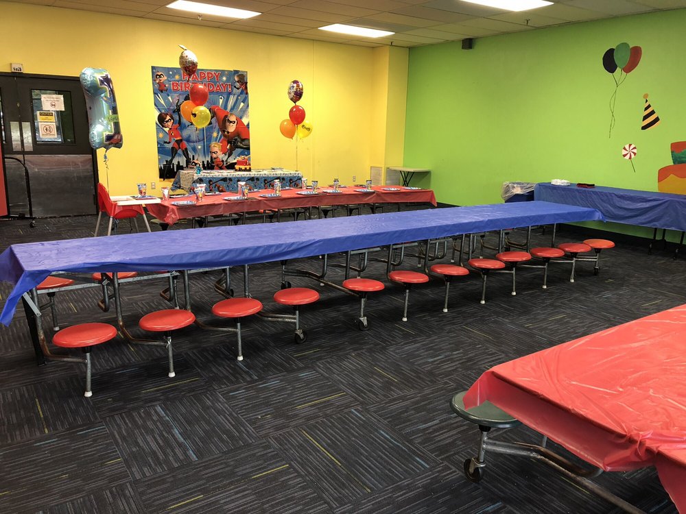 PLAYTOWN EXPRESS - 11 Photos & 28 Reviews - 150 Cordaville Rd ...
