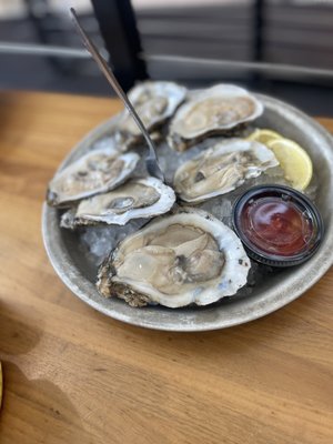 R&R SEAFOOD BAR - Updated September 2025 - 186 Photos & 124 Reviews ...