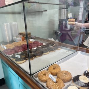 DESTINATION DONUTS - 255 Photos & 208 Reviews - 3519 N High St ...