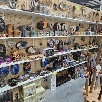 WORLD’S LARGEST GIFT STORE - Updated November 2025 - 48 Photos & 21 ...