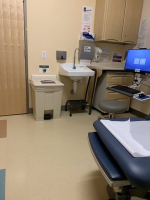 WEST COUNTY HEALTH CENTER - Updated January 2026 - 45 Reviews - 13601 ...