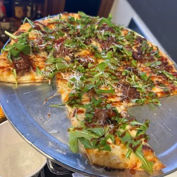 THE LAST ROUND TAVERN - 220 Photos & 132 Reviews - 354 E Santa Clara St ...