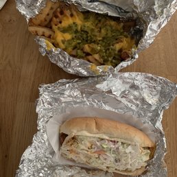 CRIF DOGS - Updated July 2024 - 1491 Photos & 2165 Reviews - 113 Saint ...