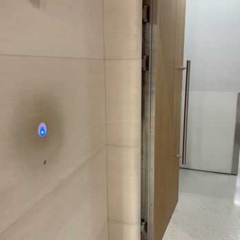 APPLE SOUTHPOINT - Updated December 2025 - 35 Photos & 203 Reviews ...