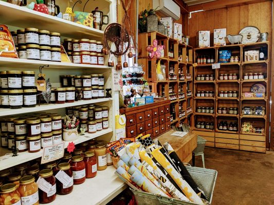 MT AIRY ORCHARDS - Updated April 2025 - 98 Photos & 36 Reviews - 522 E ...