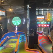 PUTTSHACK - BOSTON - 205 Photos & 66 Reviews - 58 Pier 4 Blvd, Boston ...