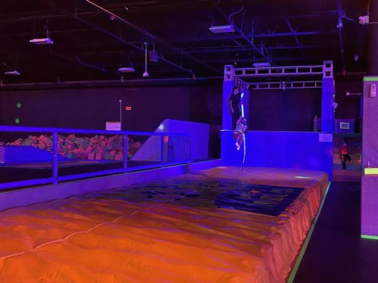 FUNZ TRAMPOLINE PARK - Updated March 2025 - 268 Photos & 27 Reviews ...