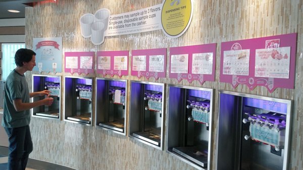 DICKIE YO’S FROZEN TREATS - Updated August 2024 - 35 Photos & 46 ...