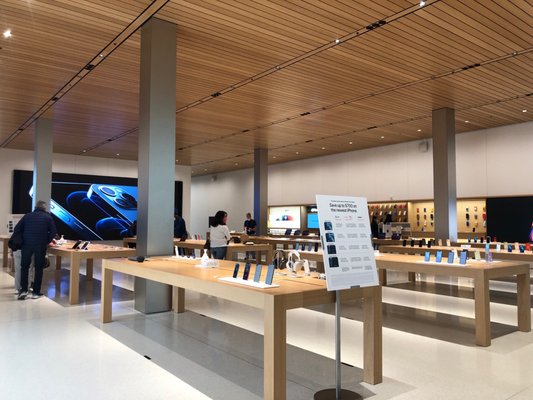 APPLE CHERRY CREEK - Updated May 2025 - 77 Photos & 427 Reviews - 3000 ...