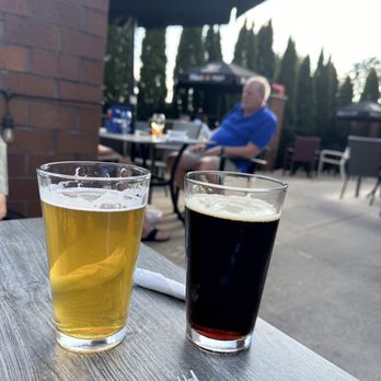 DRAFT HOUSE BAR & RESTAURANT - Updated July 2025 - 56 Photos & 123 ...