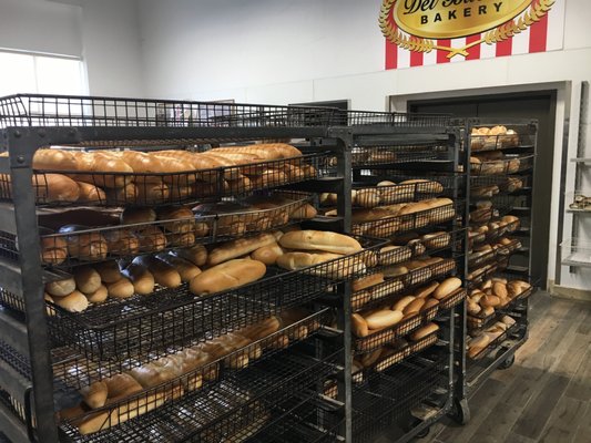 DEL BUONO’S BAKERY - Updated October 2024 - 75 Photos & 76 Reviews ...