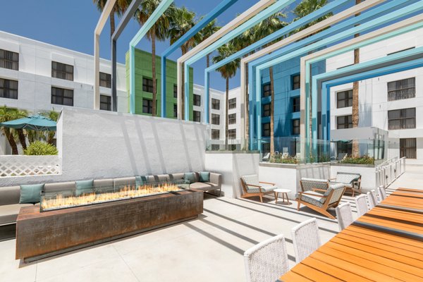 DOUBLETREE BY HILTON PHOENIX CHANDLER - Updated January 2026 - 237 ...