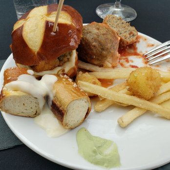 PILOT PROJECT BREWING - MILWAUKEE - Updated July 2024 - 266 Photos & 74 ...