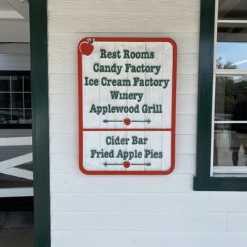 THE APPLE BARN & CIDER MILL - Updated December 2025 - 695 Photos & 542 ...